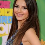 Victoria Justice Bra Size - starsbrasize.com